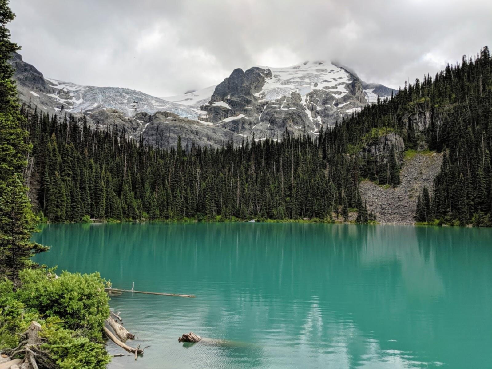 Joffre Lakes Hiking | Trail Guide British Columbia