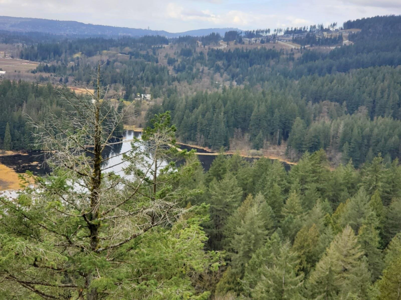 Minnekhada Regional Park | Hiking Trails BC