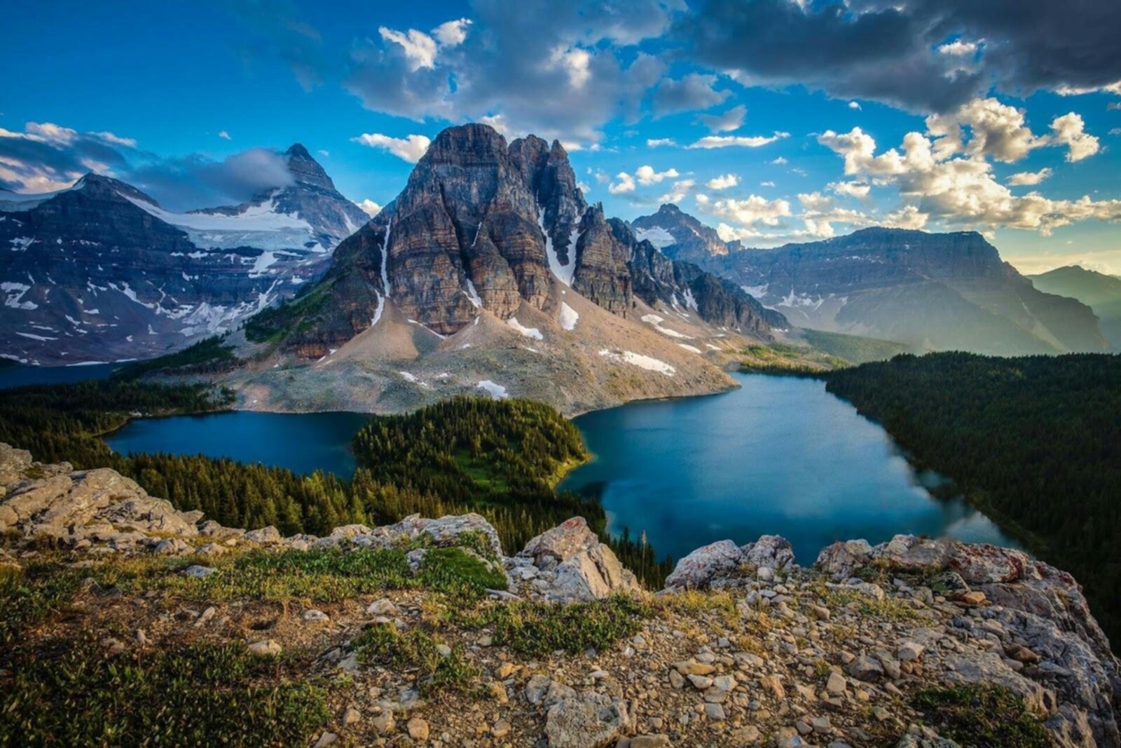 Mount Assiniboine Park | Hiking Trails in Kootenay Rockies