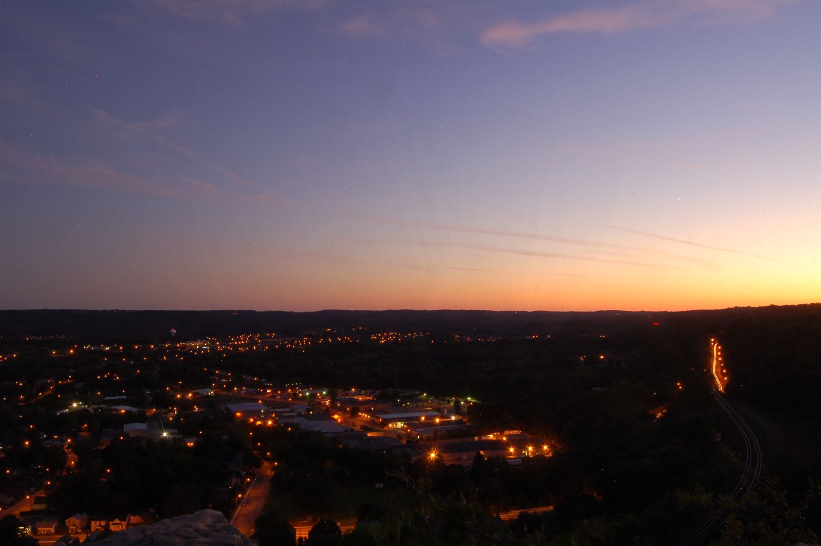 Dundas Peak Hiking Trail | Hamilton Ontario Guide